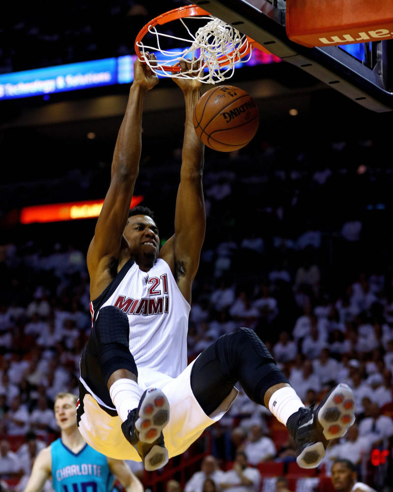 The Best Kicks On Court From Day 2 Of The NBA Playoffs | Nice Kicks