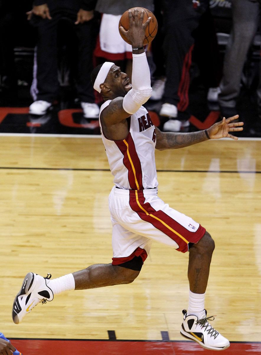 When LeBron James Flipped the Switch // Nike LeBron 9 P.S. Elite | Nice ... When LeBron James Flipped the Switch // Nike LeBron 9 P.S. Elite | Nice ...