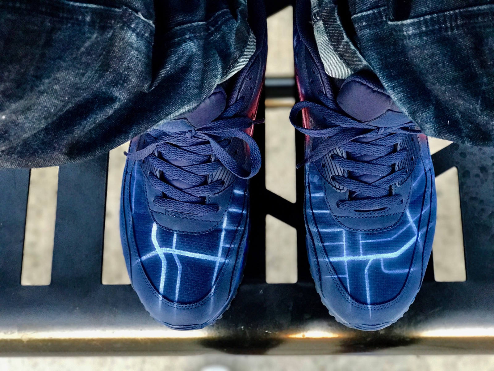 Custom Air Max 90 Represents Houston to the Fullest | Nice Kicks
