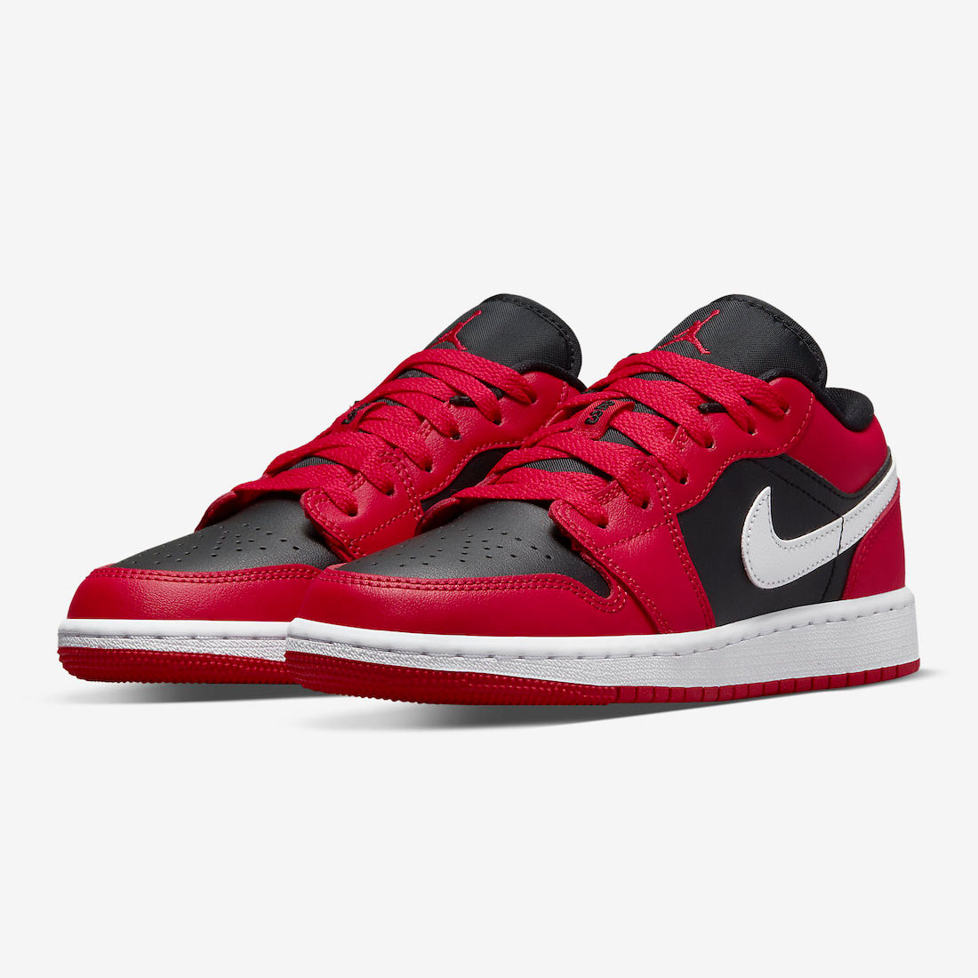 Air Jordan 1 Low GS “Very Berry” 553560-061 Release Date | Nice Kicks