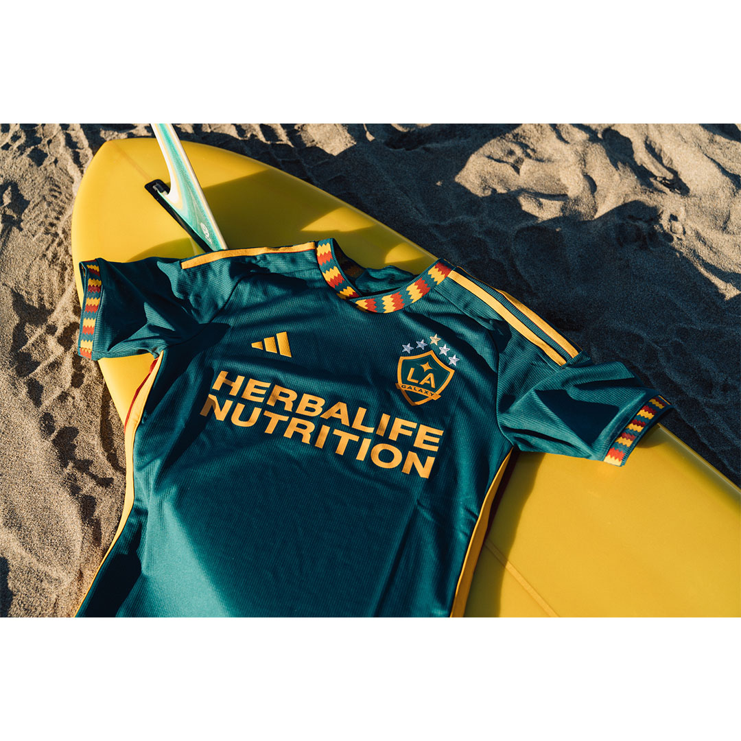 Nice Kits: LA Galaxy Kit Pays Homage to Los Angeles | Nice Kicks