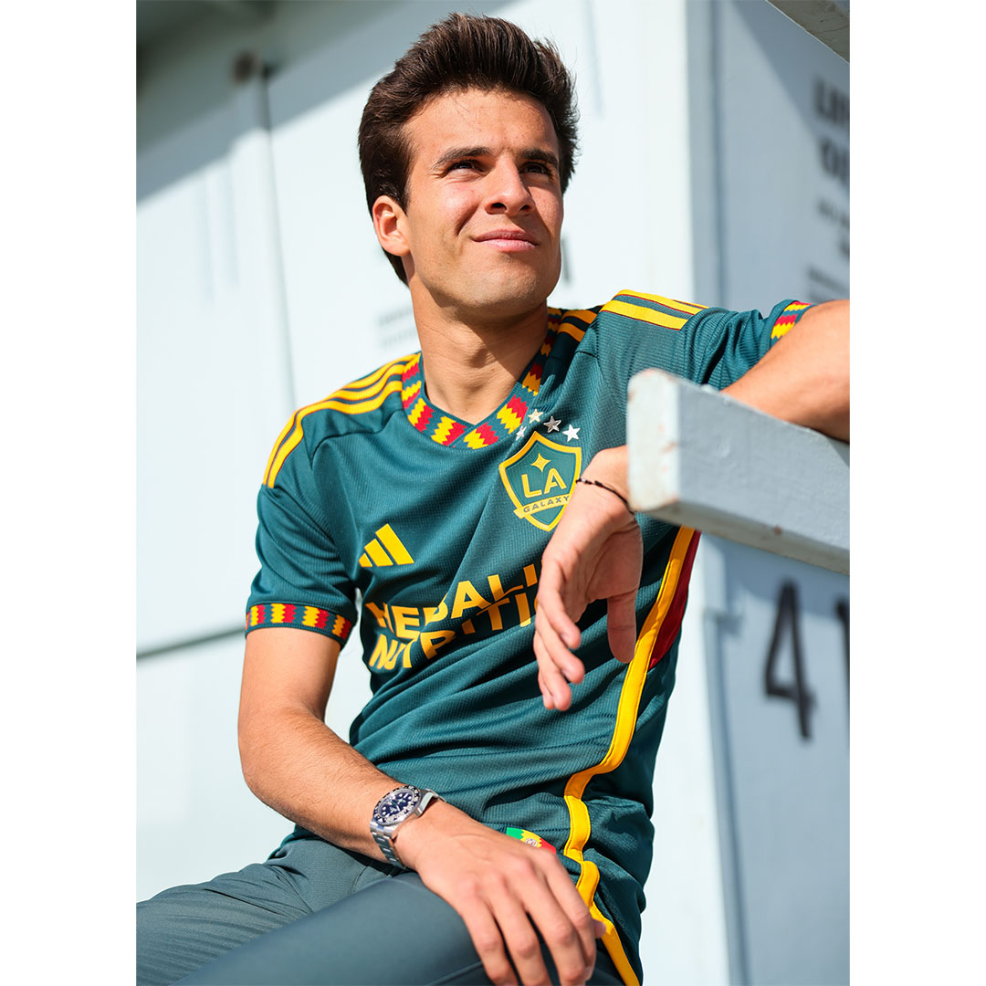 Nice Kits: LA Galaxy Kit Pays Homage to Los Angeles | Nice Kicks