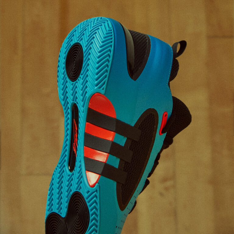 Adidas D.O.N. Issue 5 "Blue Sapphire" IE8325 | Nice Kicks