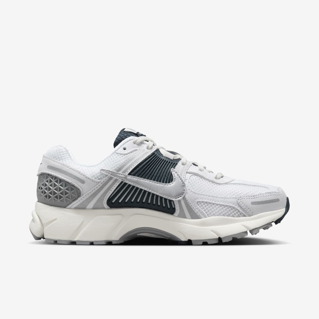 Nike Zoom Vomero 5 "White/Armory Navy" HV2412-100 | Nice Kicks