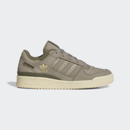 Adidas Rivalry vs. Adidas Forum: From Basketball Court Legends to ...