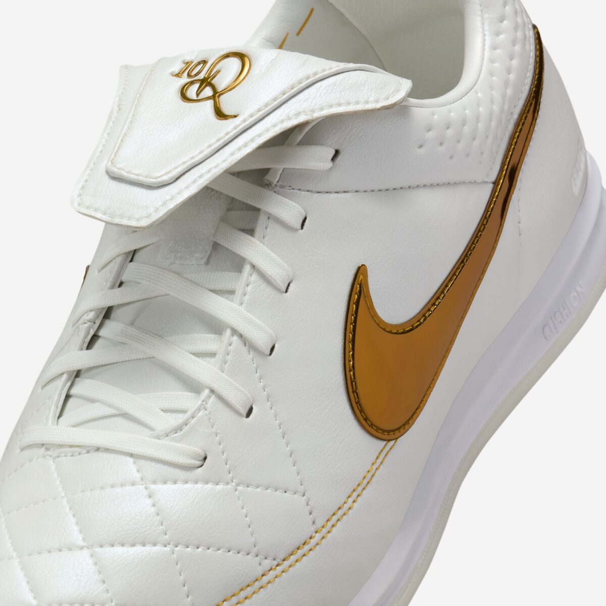 Ronaldinho Gaúcho x Nike Tiempo Legend "R10" | Nice Kicks
